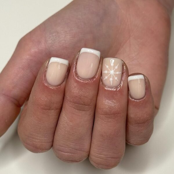 Festive Christmas Nail Art Ideas for a Magical Holiday Look - Blissful ...